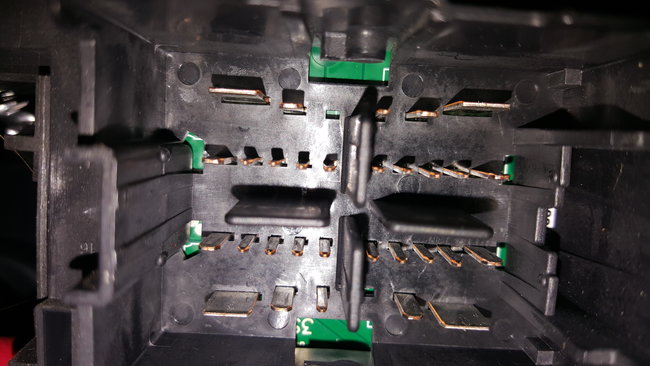 Interior Fuse Box Plug: What Needs to Be Done with the Large Plug ...